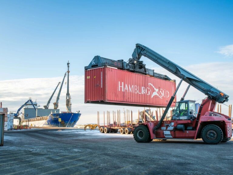 Port of Oulu - Oy M. Rauanheimo Ab